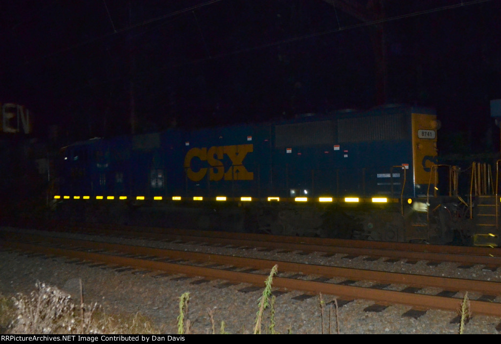 CSX SD60I 8741 on the point of Q702-30